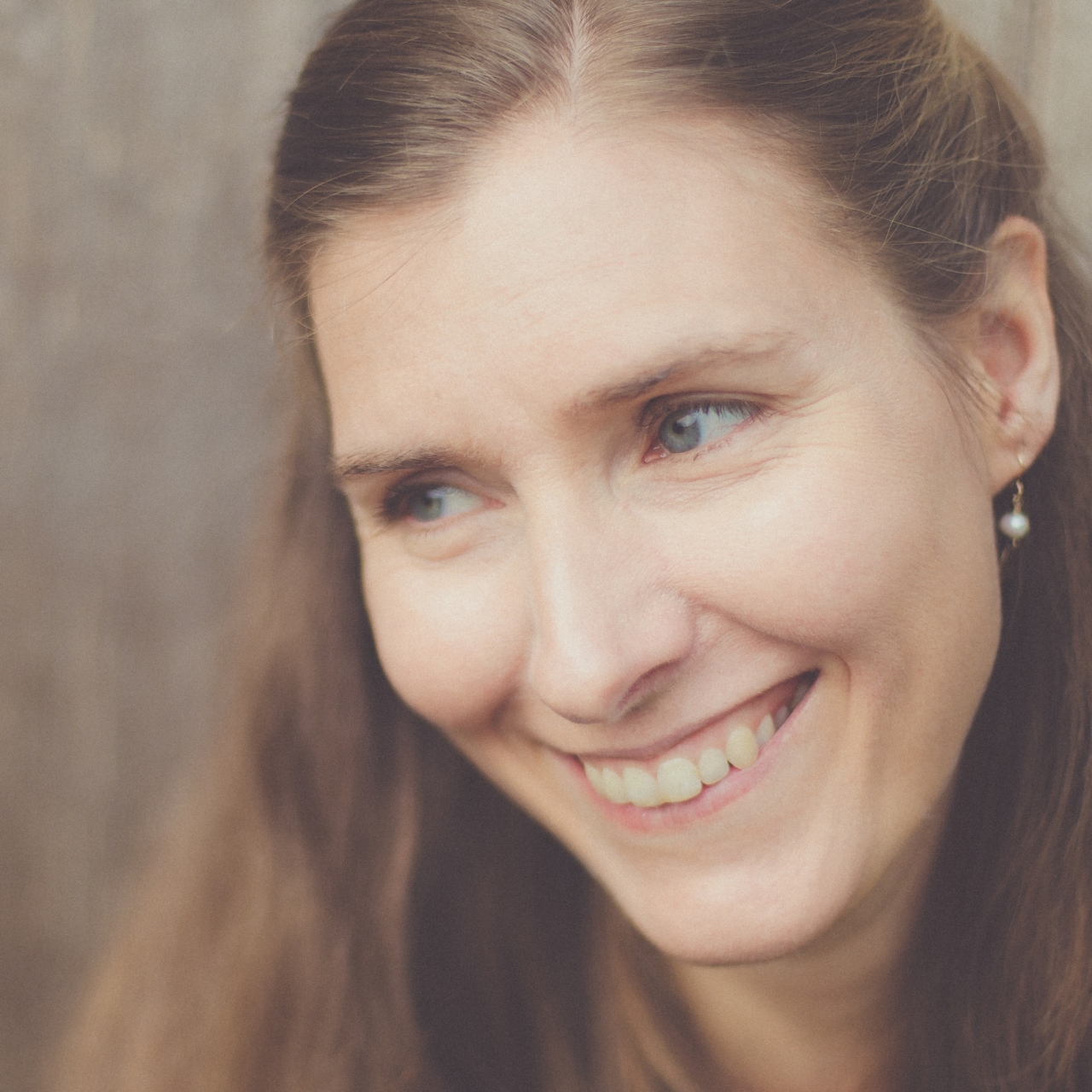 Metaphor and Metamorphosis in Poetry - Canolfan Ysgrifennu Tŷ Newydd ...